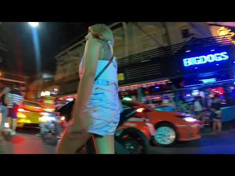 [4K] Nana plaza, Sukhumvit Soi 4, MIdnight Scenes Bangkok Thailand - Bangkok Addicts