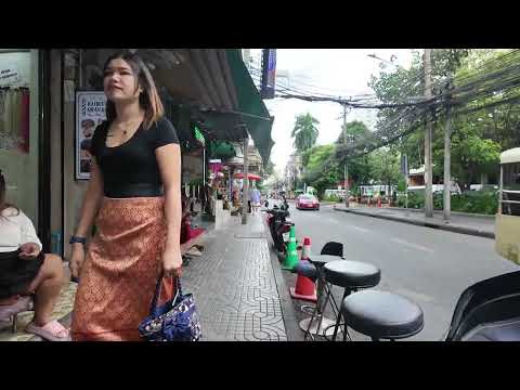 THAILAND Bangkok Sukhumvit Soi 4 Nana Daytime Walk August 2024 - Bangkok Addicts